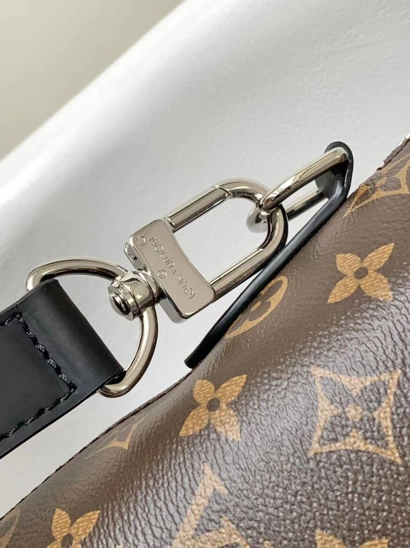 High fidelity Mens Louis Vuitton Briefcases