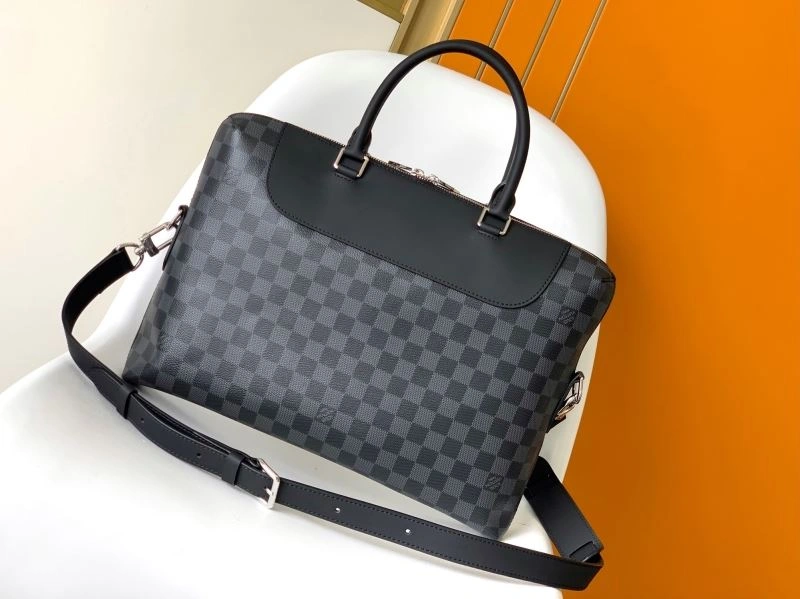 Accurate model Mens Louis Vuitton Briefcases