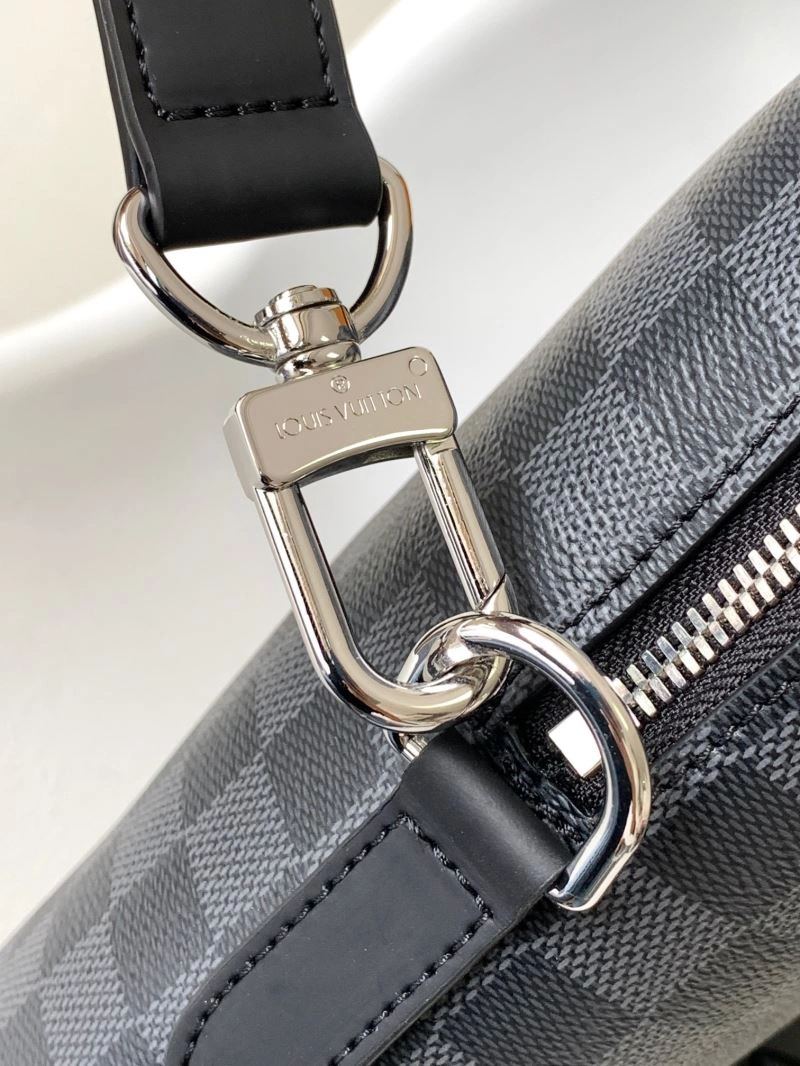 Accurate model Mens Louis Vuitton Briefcases