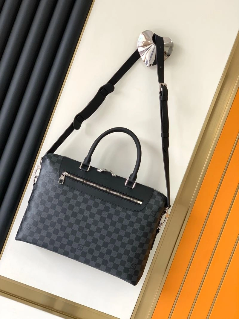 Accurate model Mens Louis Vuitton Briefcases
