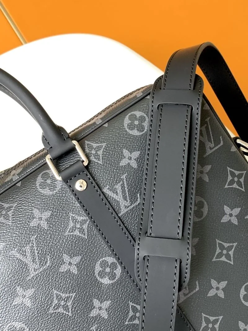 Indistinguishable Mens Louis Vuitton Briefcases