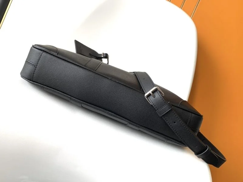High accuracy Mens Louis Vuitton Briefcases