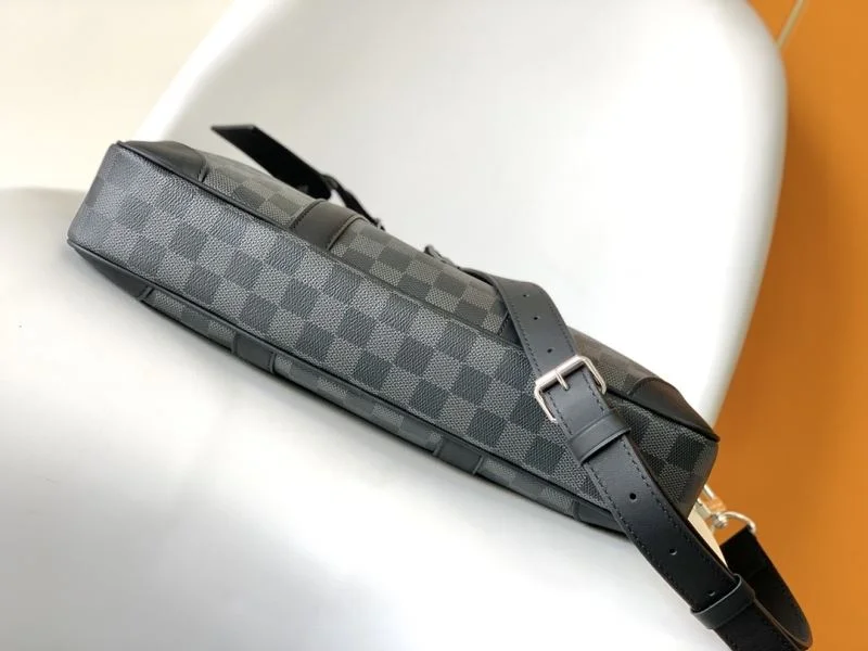 High fidelity Mens Louis Vuitton Briefcases