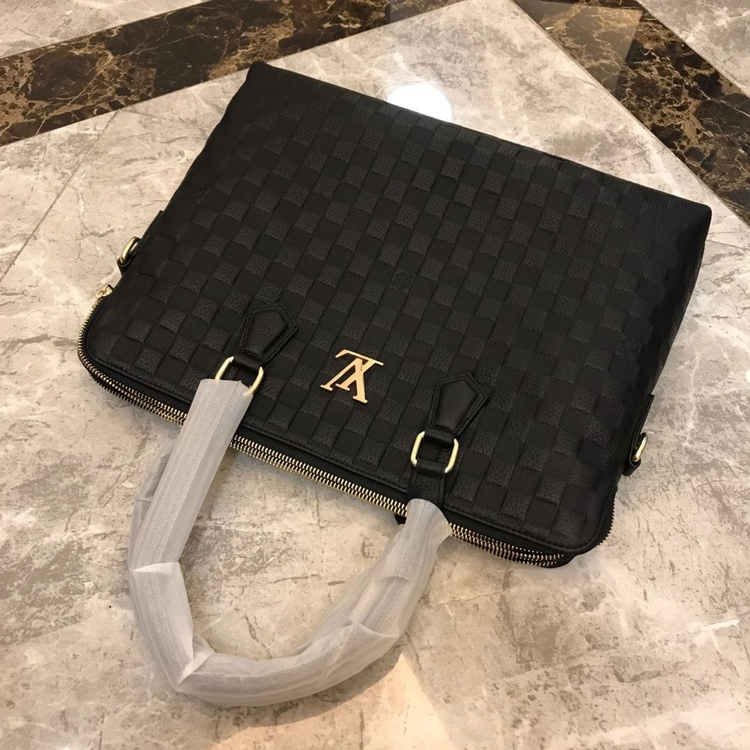 Low-cost Mens Louis Vuitton Briefcases