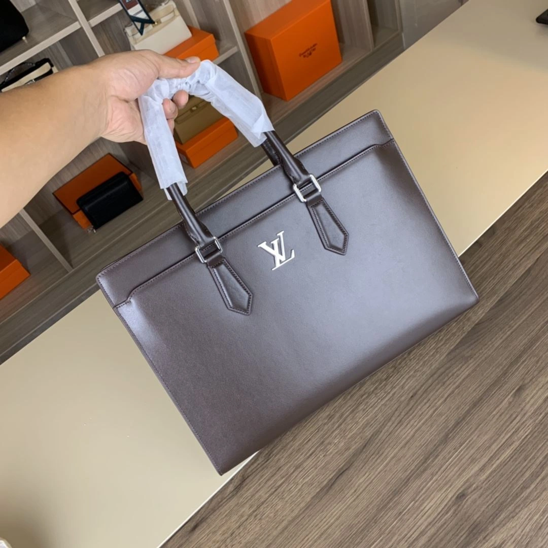 Mirror quality Mens Louis Vuitton Briefcases