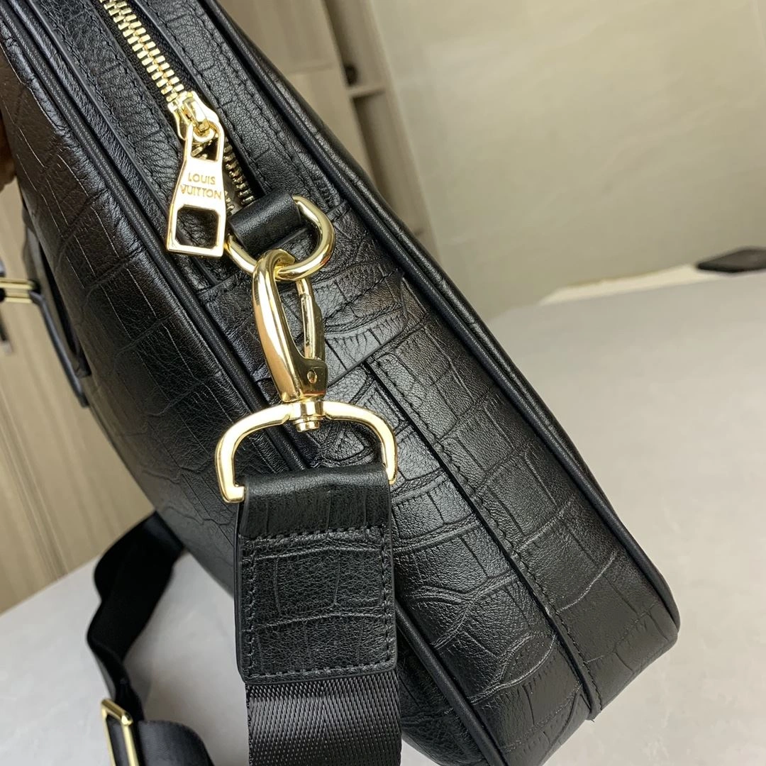 Indistinguishable Mens Louis Vuitton Briefcases