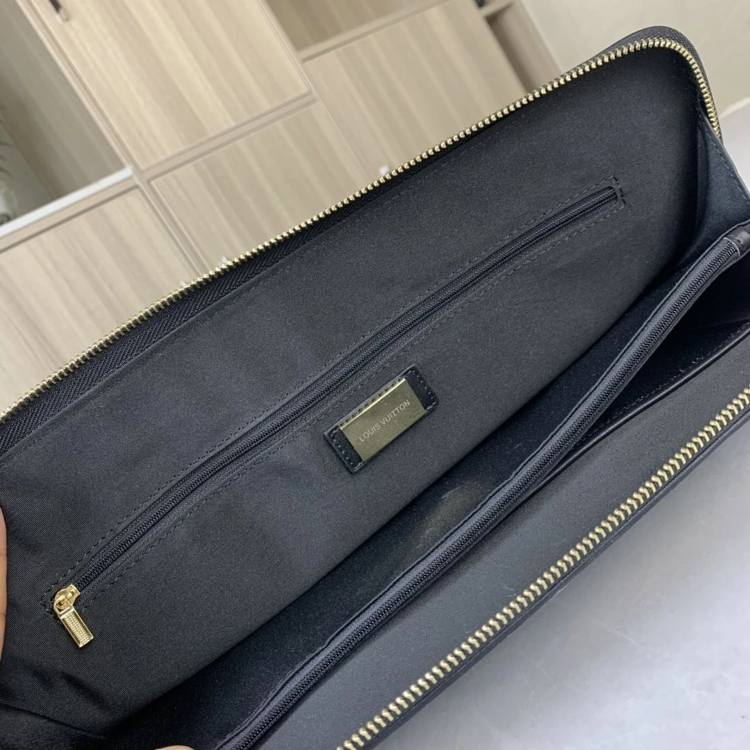 Precise copy Mens Louis Vuitton Briefcases