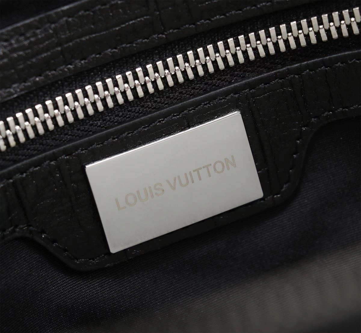 Precise copy Mens Louis Vuitton Briefcases