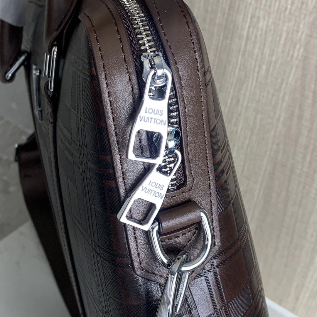 High fidelity Mens Louis Vuitton Briefcases