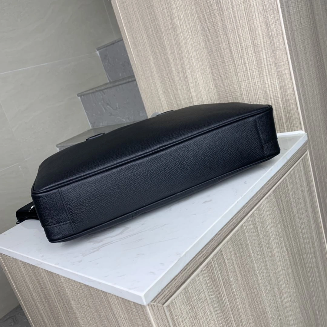 Precise copy Mens Louis Vuitton Briefcases