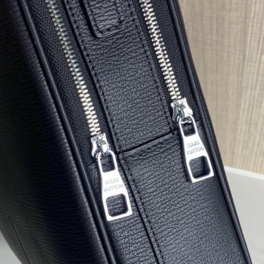 Precise copy Mens Louis Vuitton Briefcases
