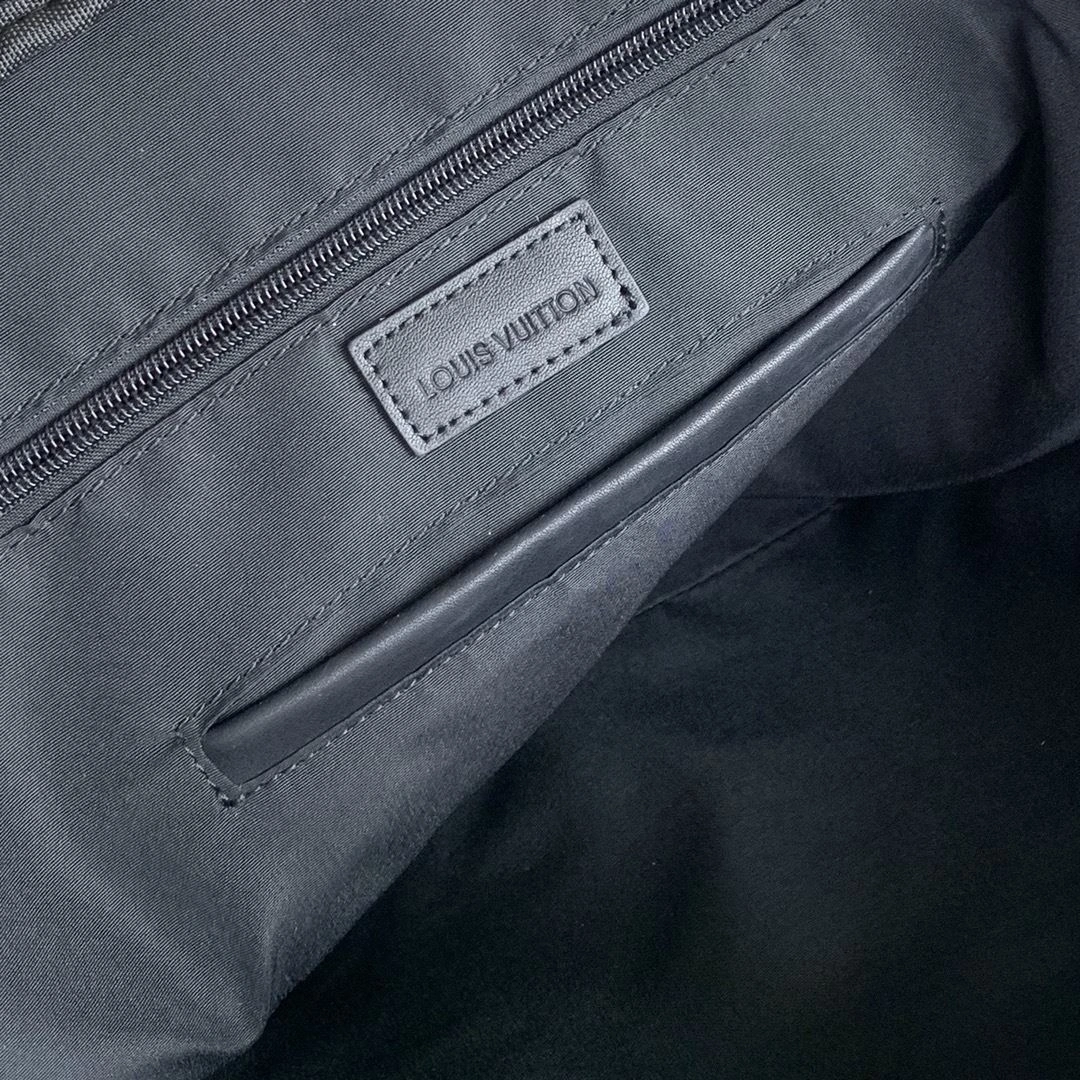 Precise copy Mens Louis Vuitton Briefcases