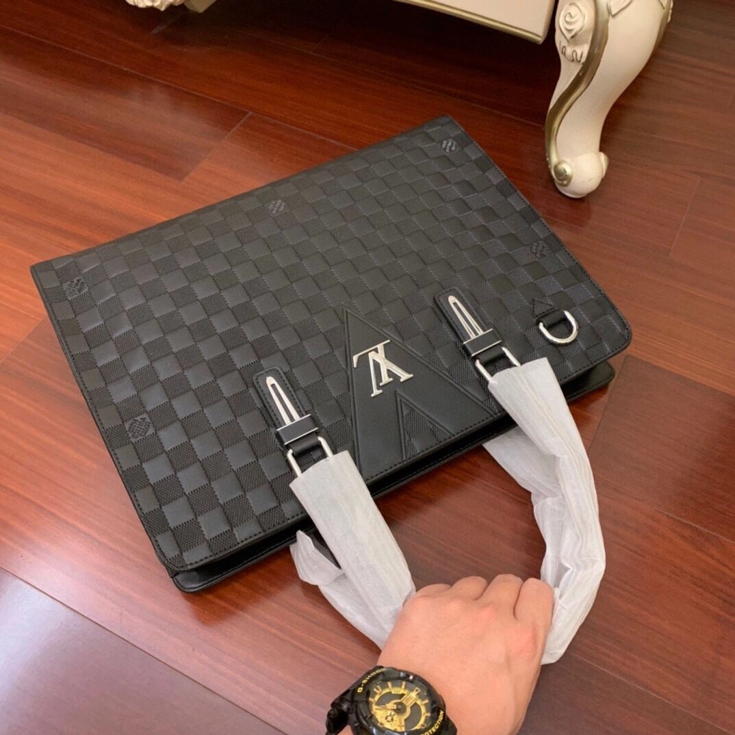 Top mirror Mens Louis Vuitton Briefcases