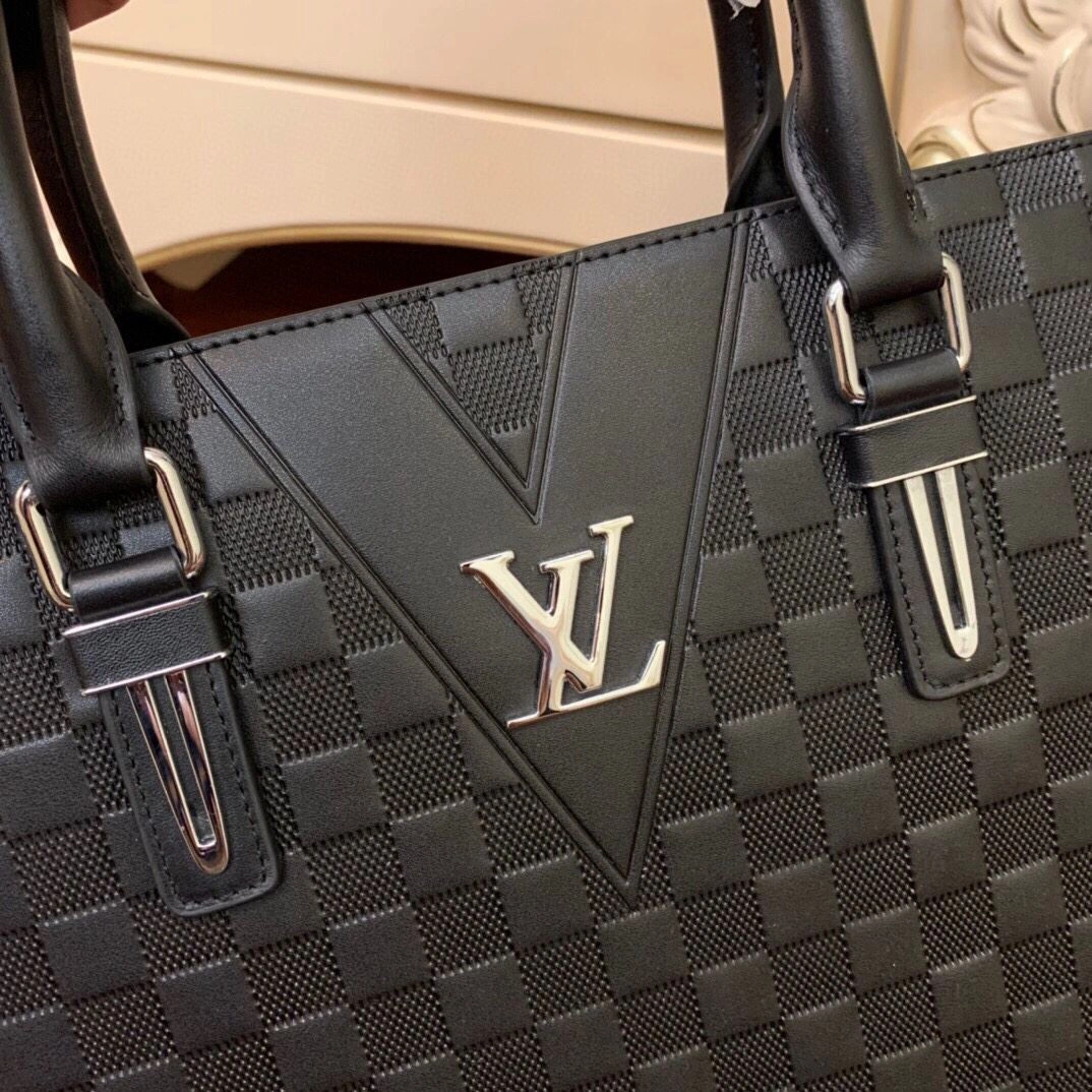 Top mirror Mens Louis Vuitton Briefcases