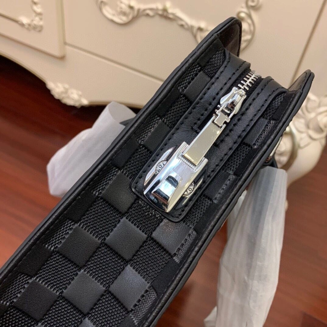 Top mirror Mens Louis Vuitton Briefcases