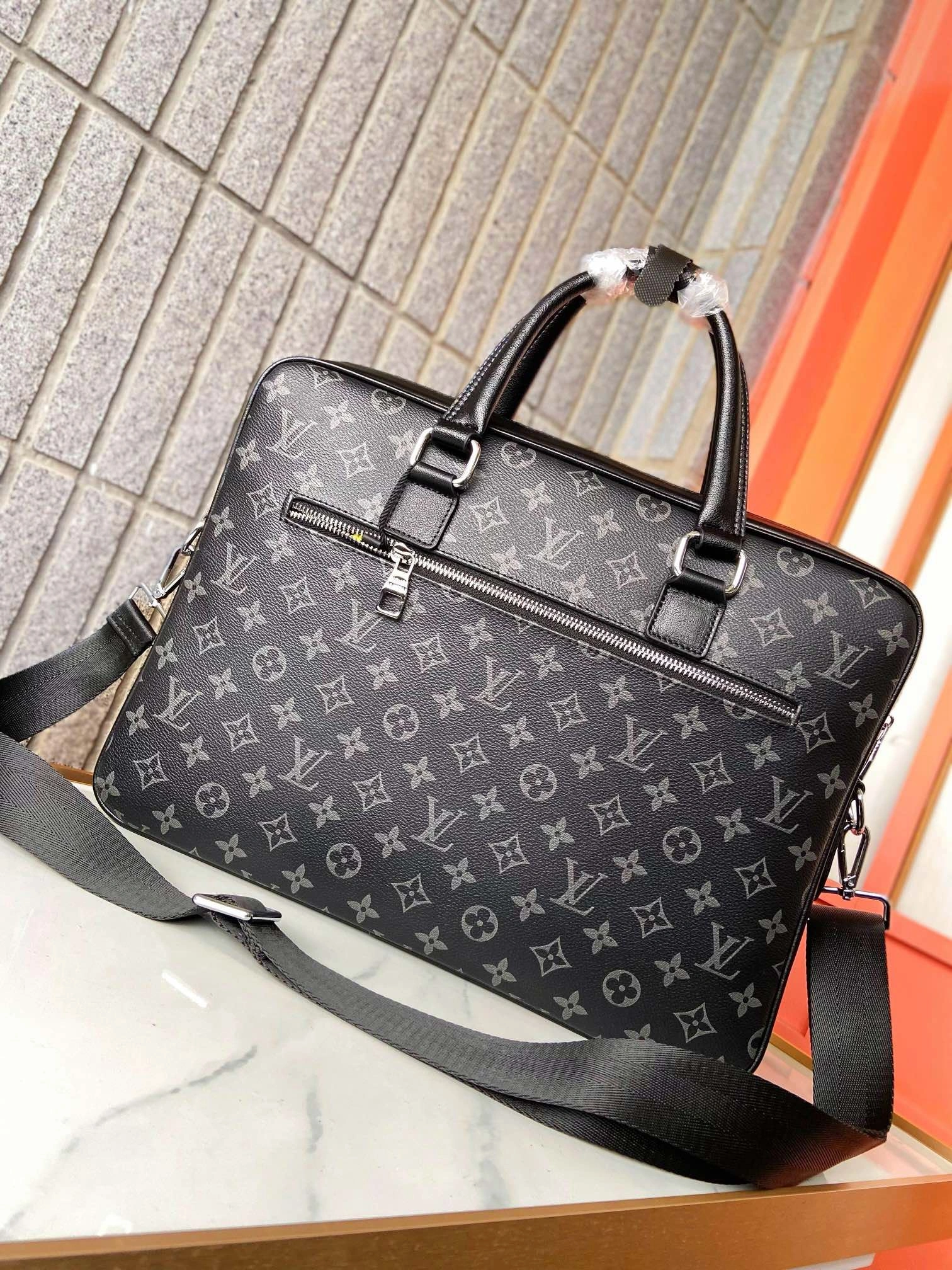 Factory-made Mens Louis Vuitton Briefcases