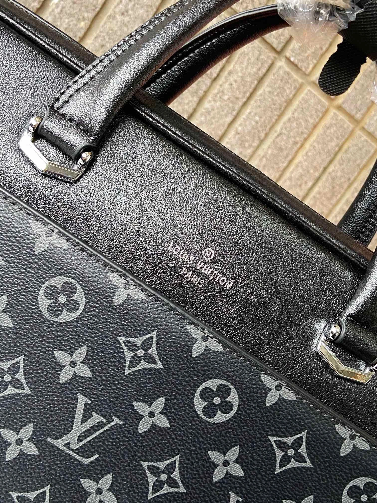 Factory-made Mens Louis Vuitton Briefcases