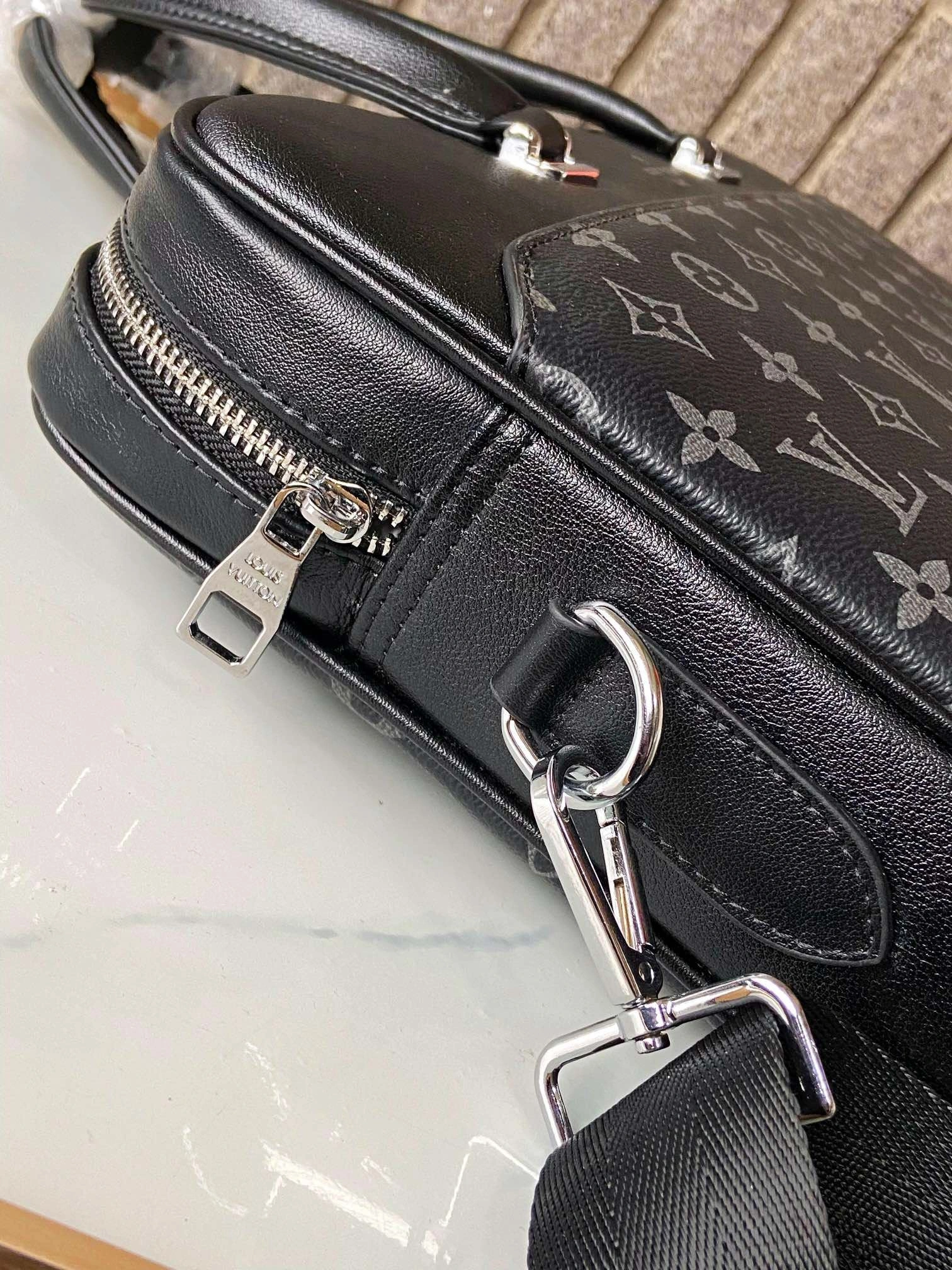 Factory-made Mens Louis Vuitton Briefcases