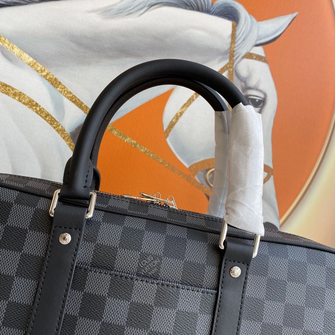 Authentic Mens Louis Vuitton Briefcases