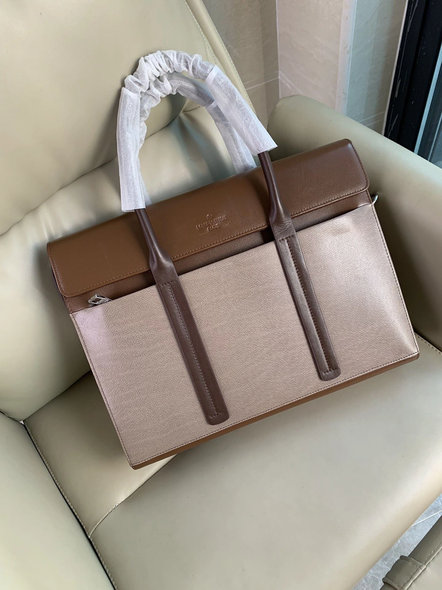 Discounted Mens Louis Vuitton Briefcases