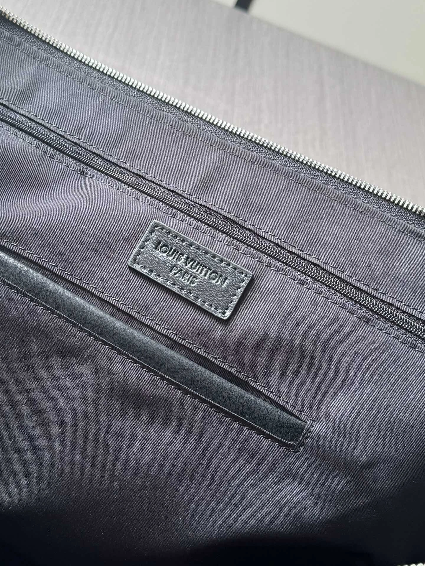 Top match Mens Louis Vuitton Briefcases