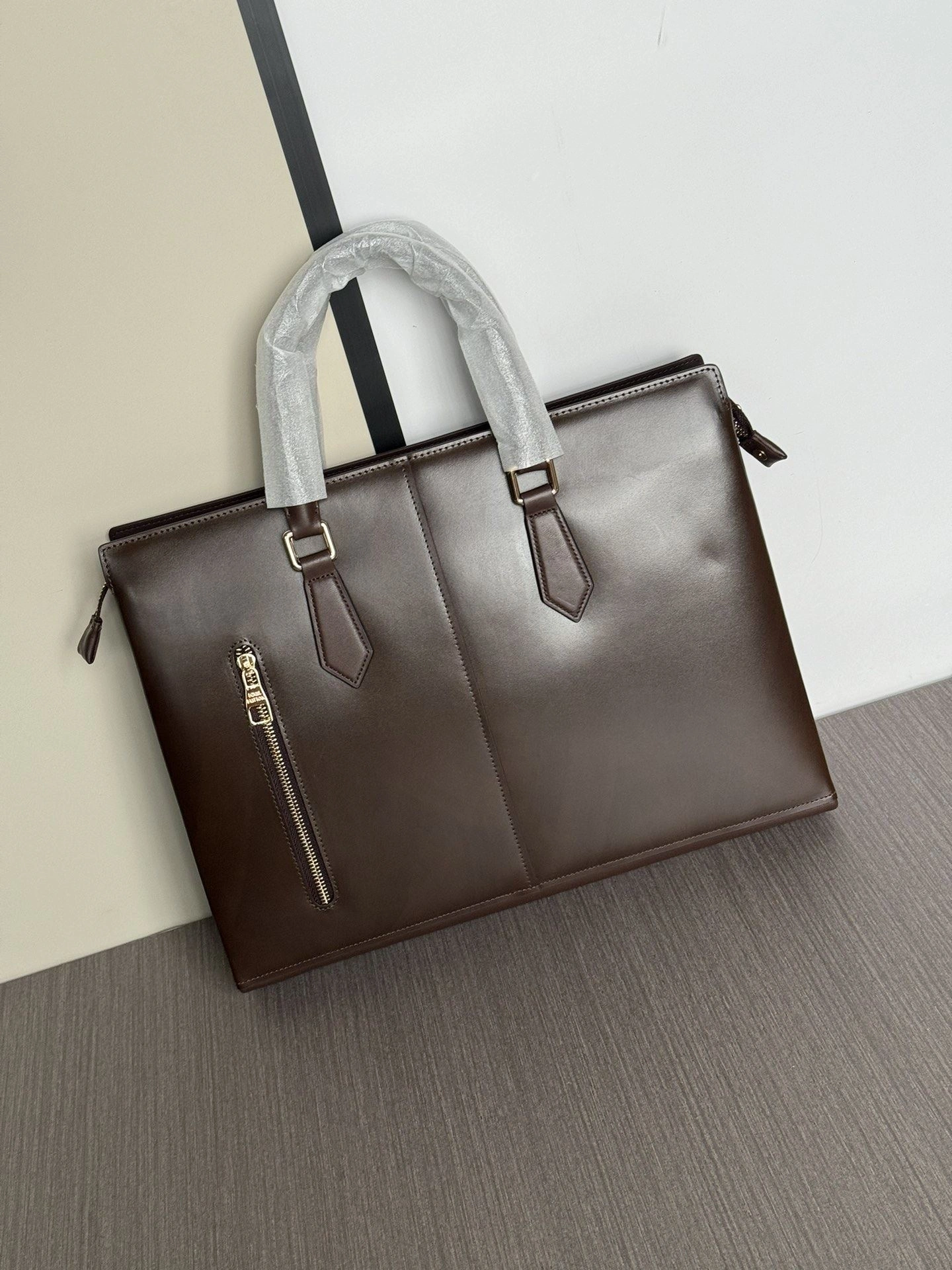Indistinguishable Mens Louis Vuitton Briefcases