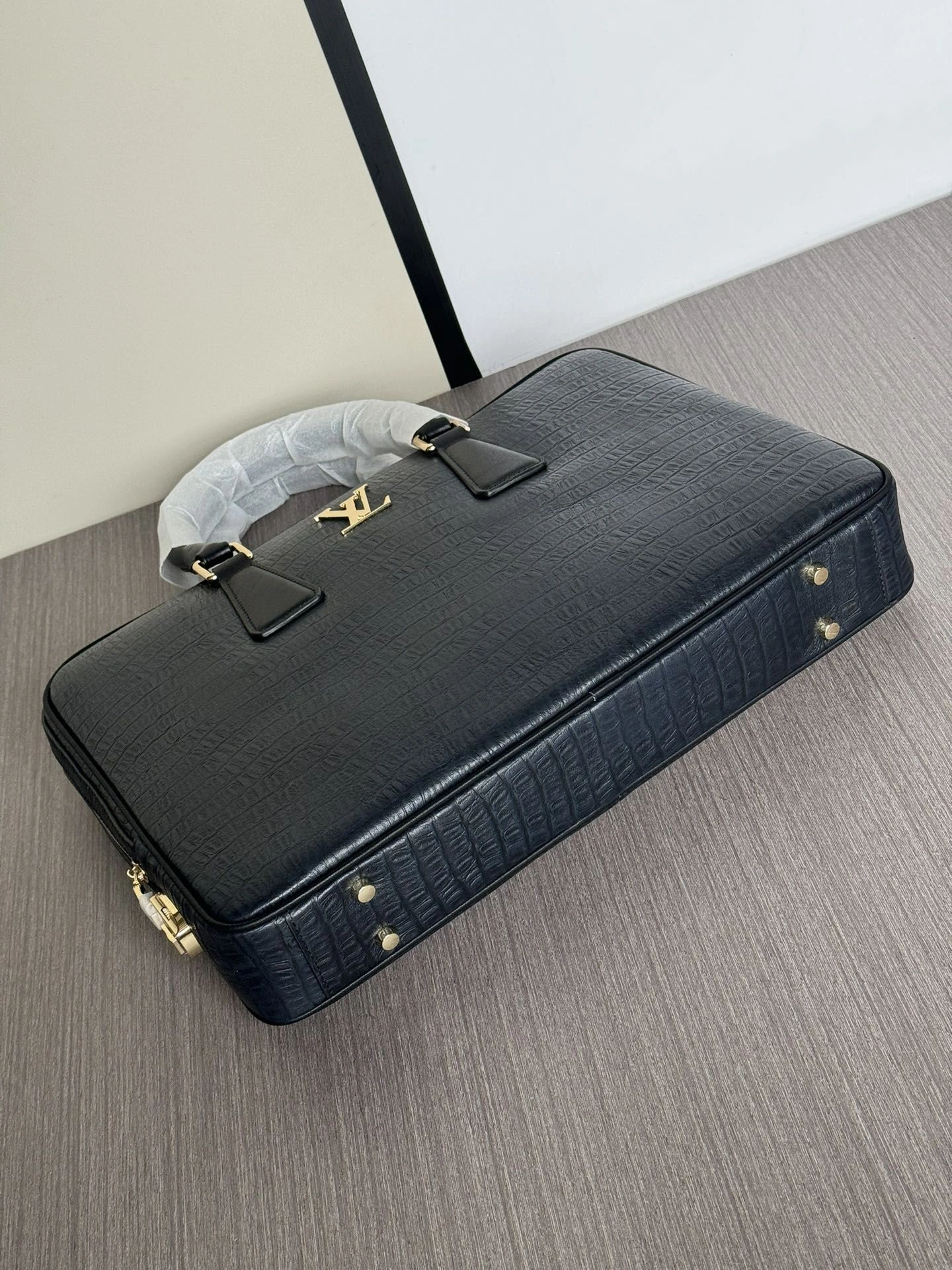 Official Mens Louis Vuitton Briefcases