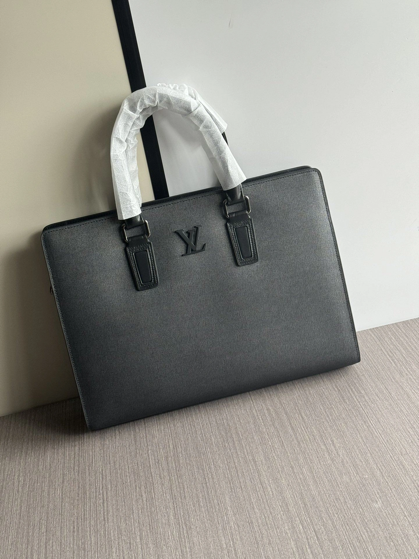 Mens Louis Vuitton Briefcases
