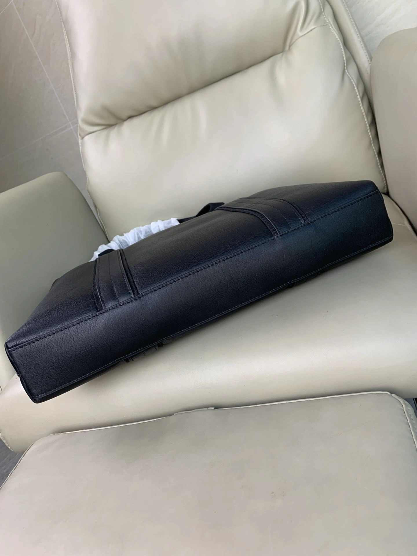 Indistinguishable Mens Louis Vuitton Briefcases