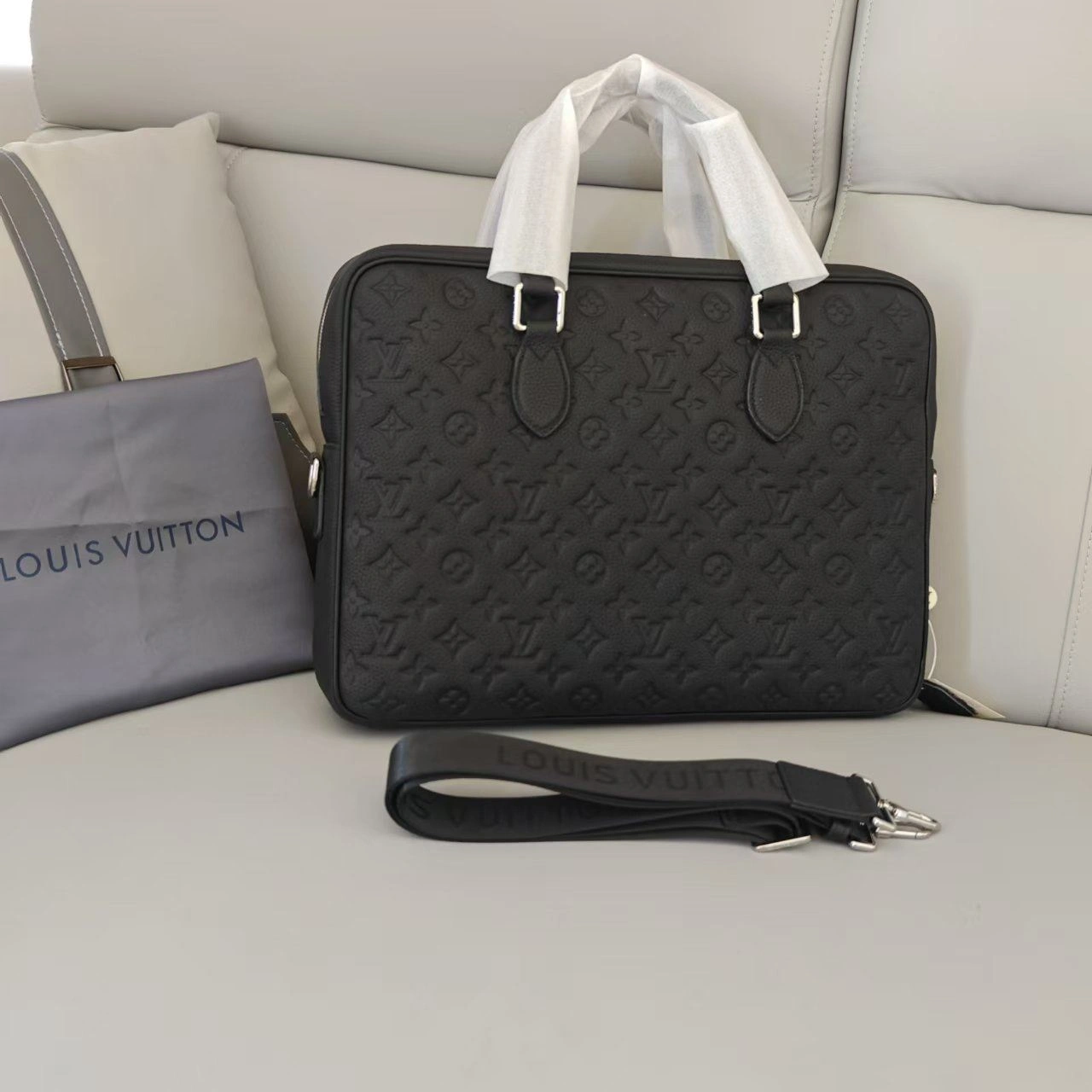 Mirror quality Mens Louis Vuitton Briefcases