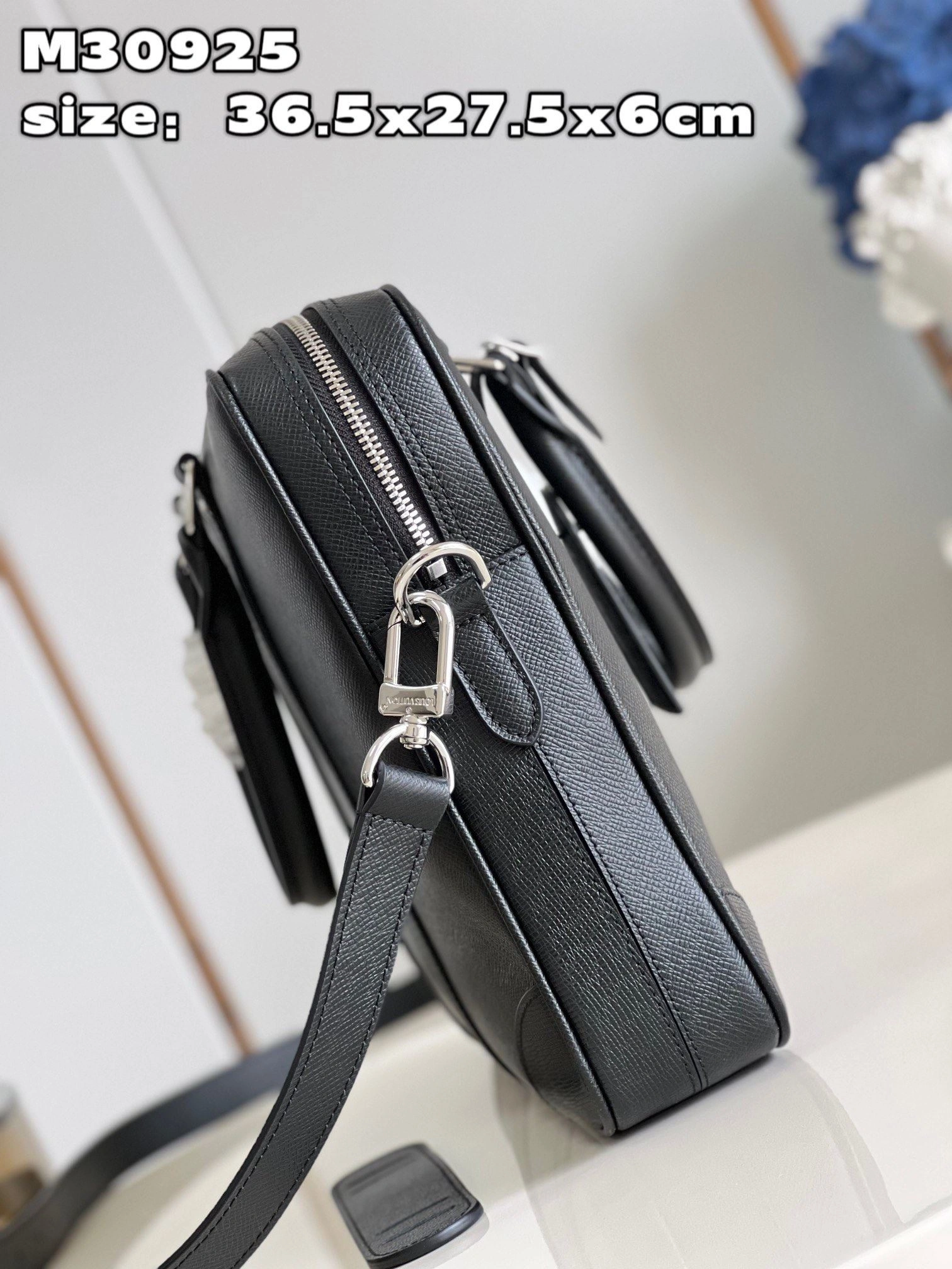 Authentic Mens Louis Vuitton Briefcases
