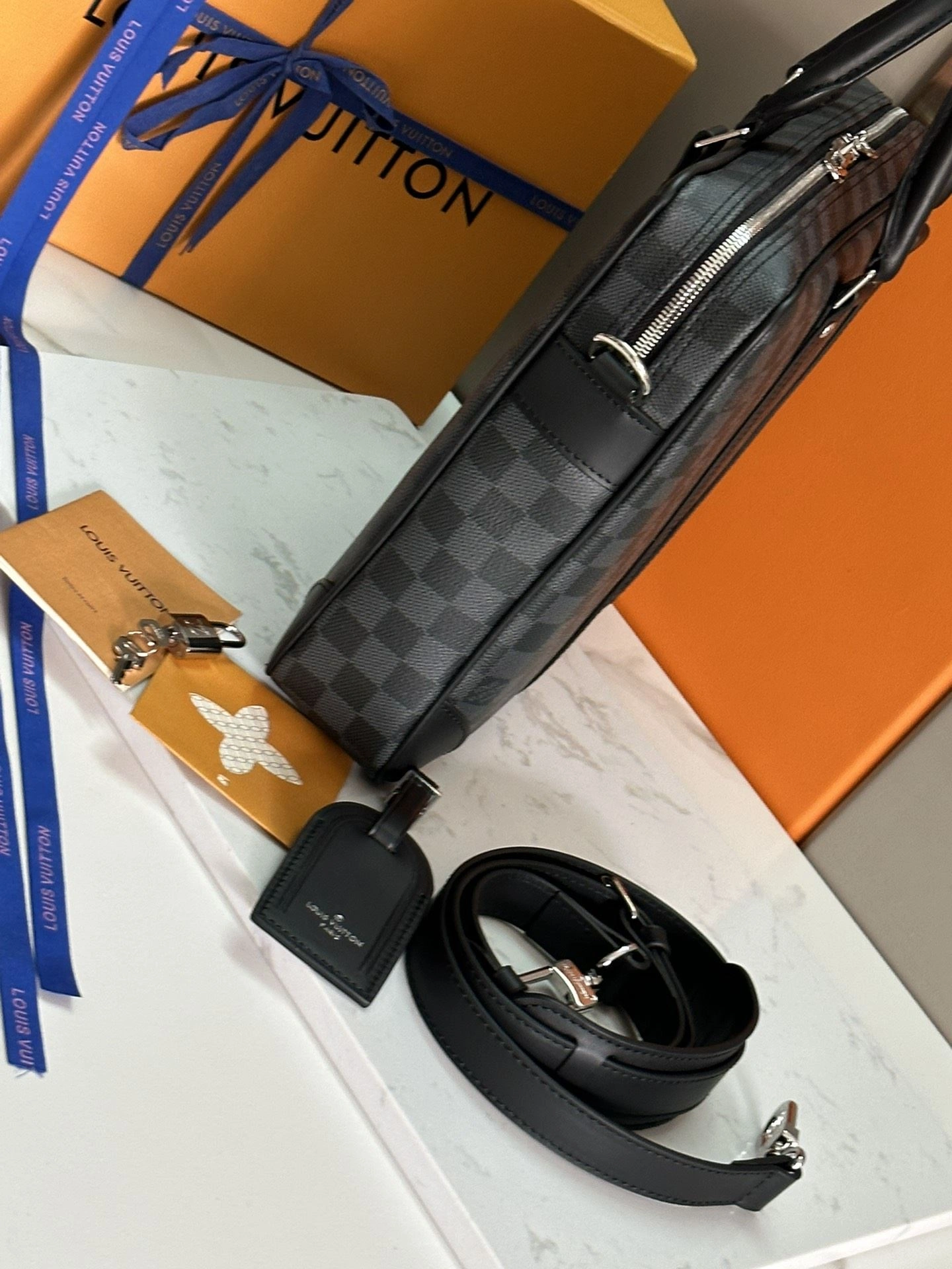 Inexpensive Mens Louis Vuitton Briefcases