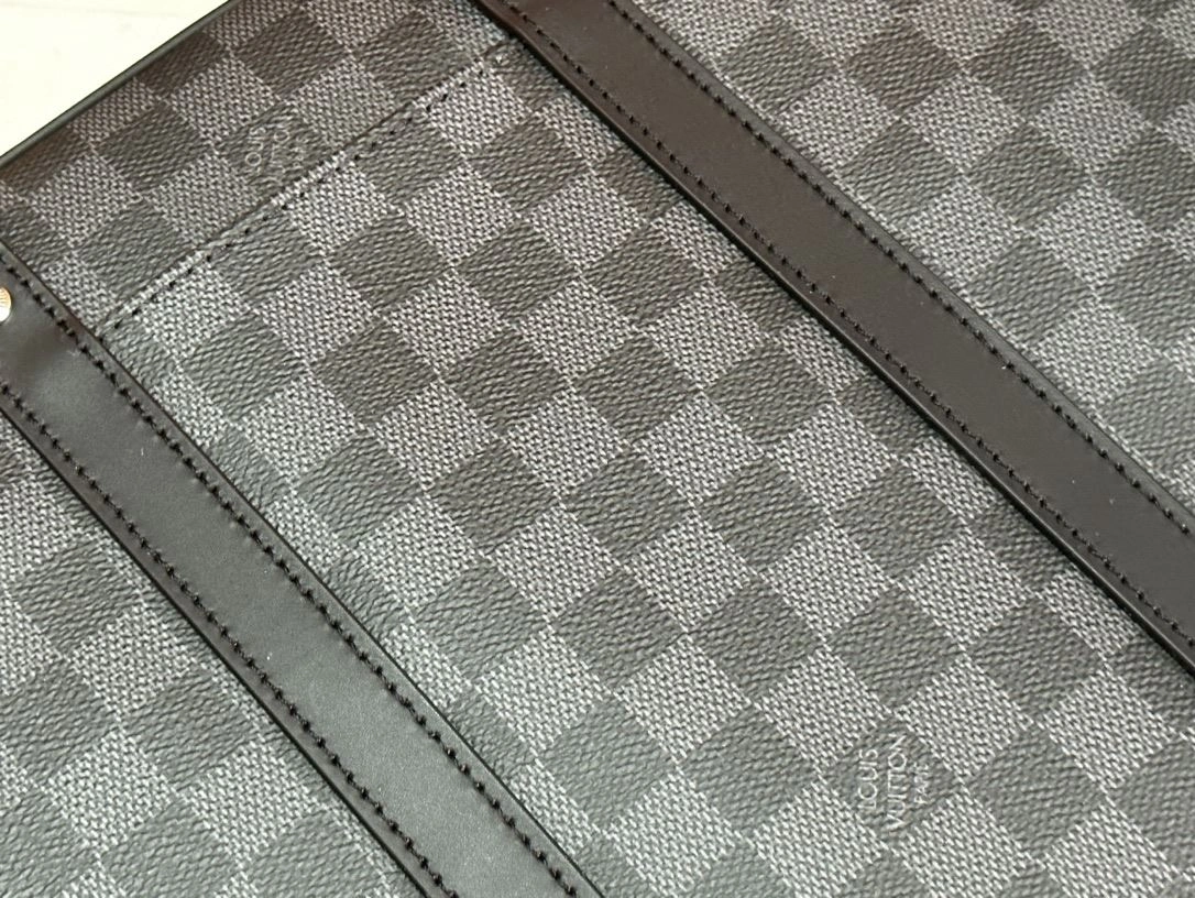Inexpensive Mens Louis Vuitton Briefcases