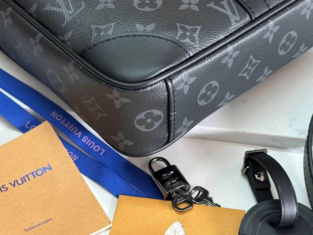 Economical Mens Louis Vuitton Briefcases