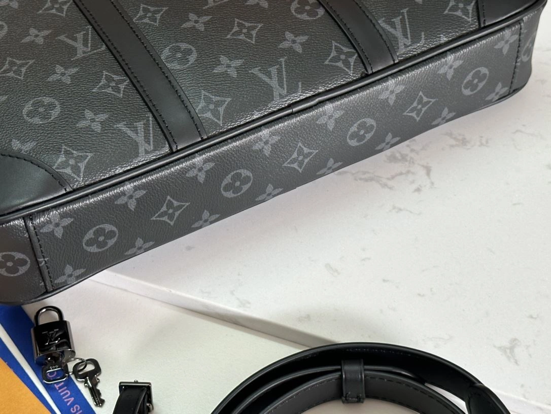 Economical Mens Louis Vuitton Briefcases