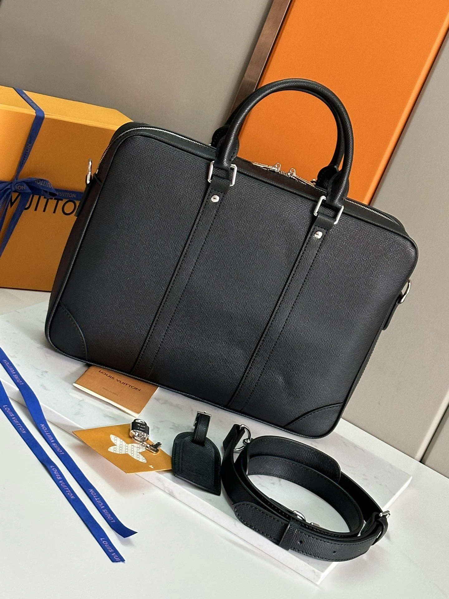 Value-priced Mens Louis Vuitton Briefcases
