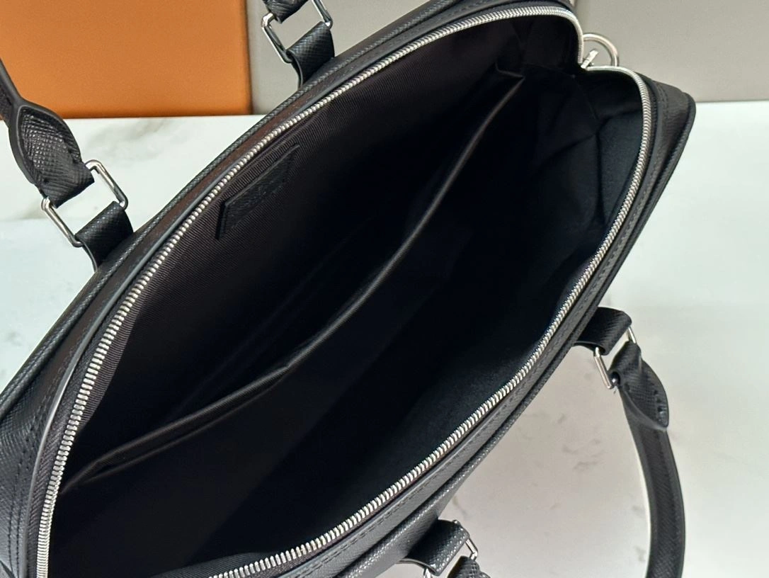 Value-priced Mens Louis Vuitton Briefcases
