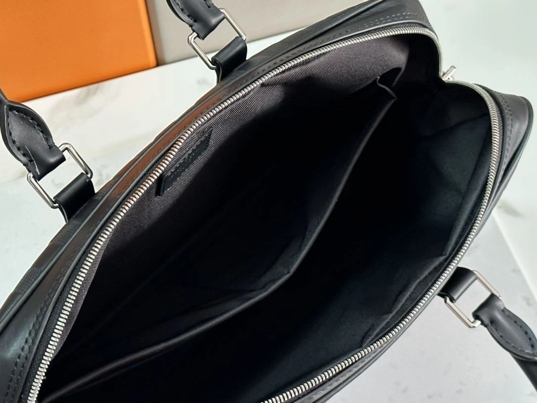 Value-priced Mens Louis Vuitton Briefcases