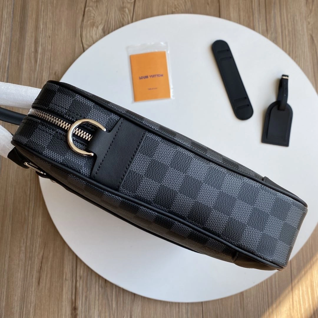 Reasonably priced Mens Louis Vuitton Briefcases