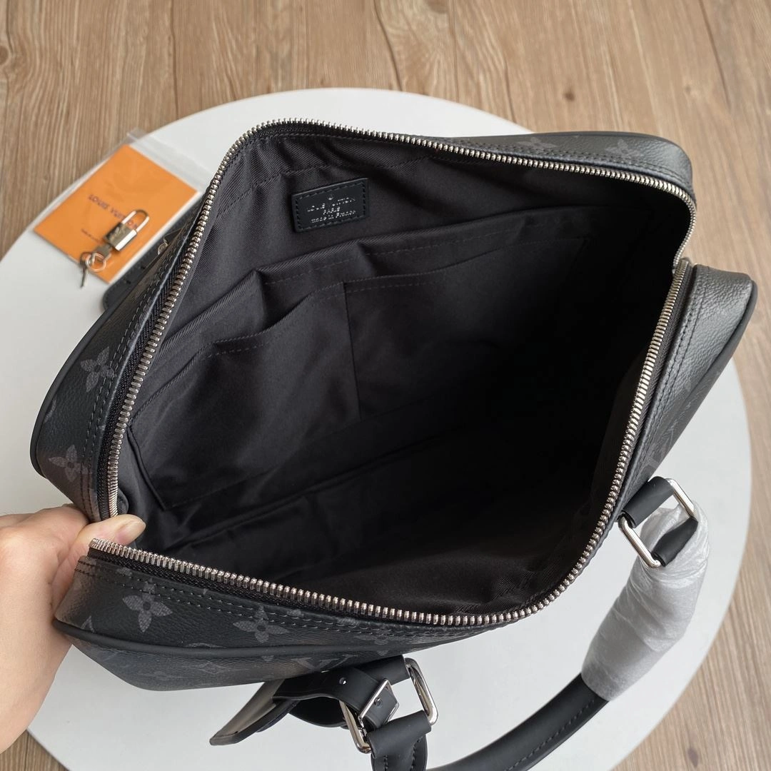 Accurate model Mens Louis Vuitton Briefcases