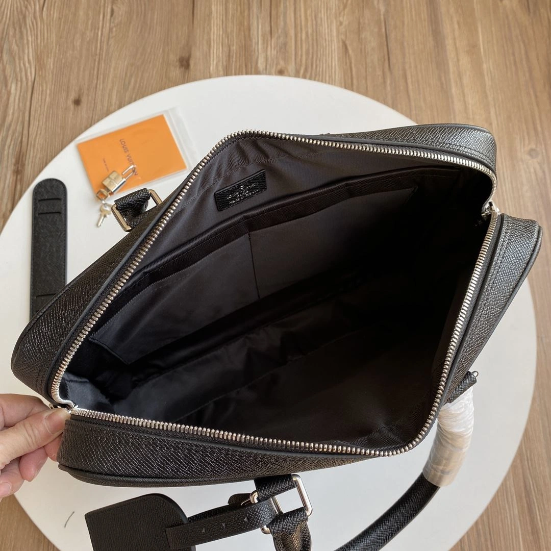 High accuracy Mens Louis Vuitton Briefcases