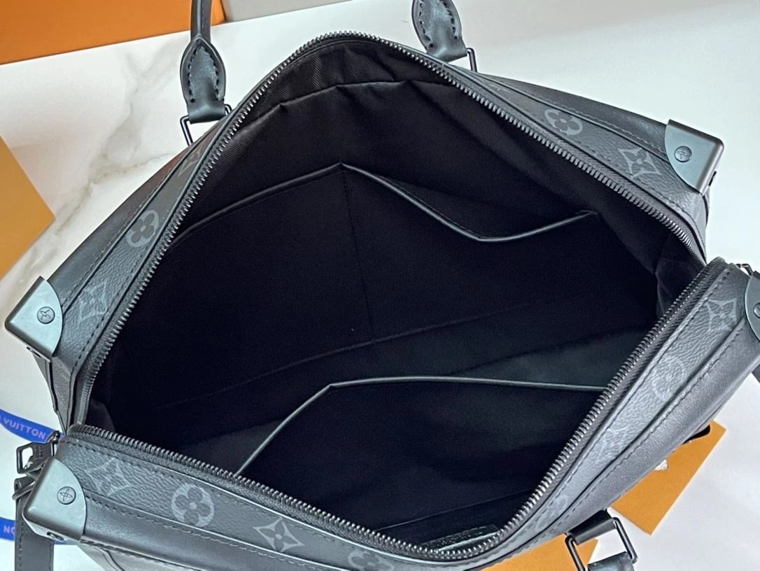 Top mirror Mens Louis Vuitton Briefcases
