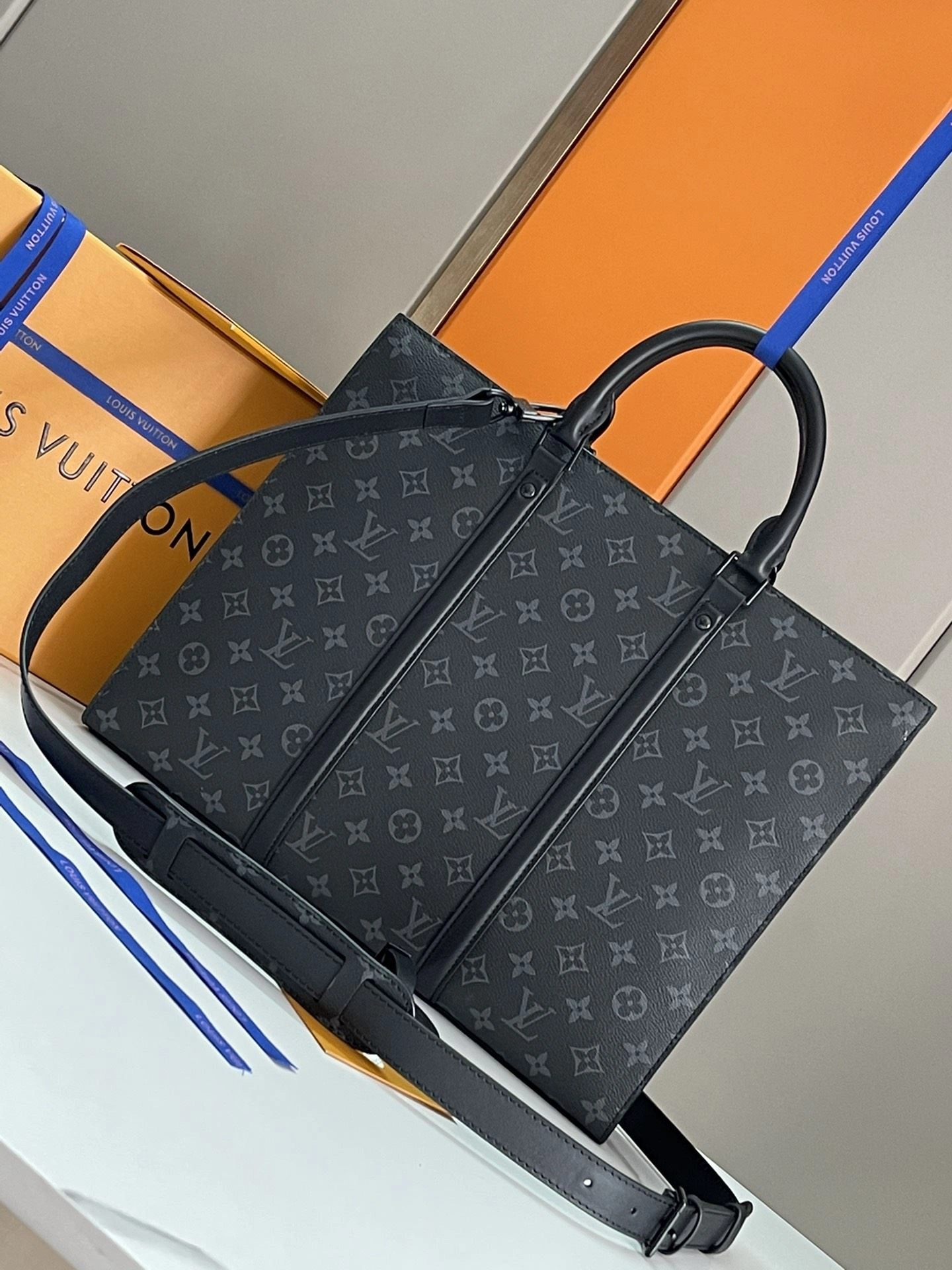 Mens Louis Vuitton Briefcases