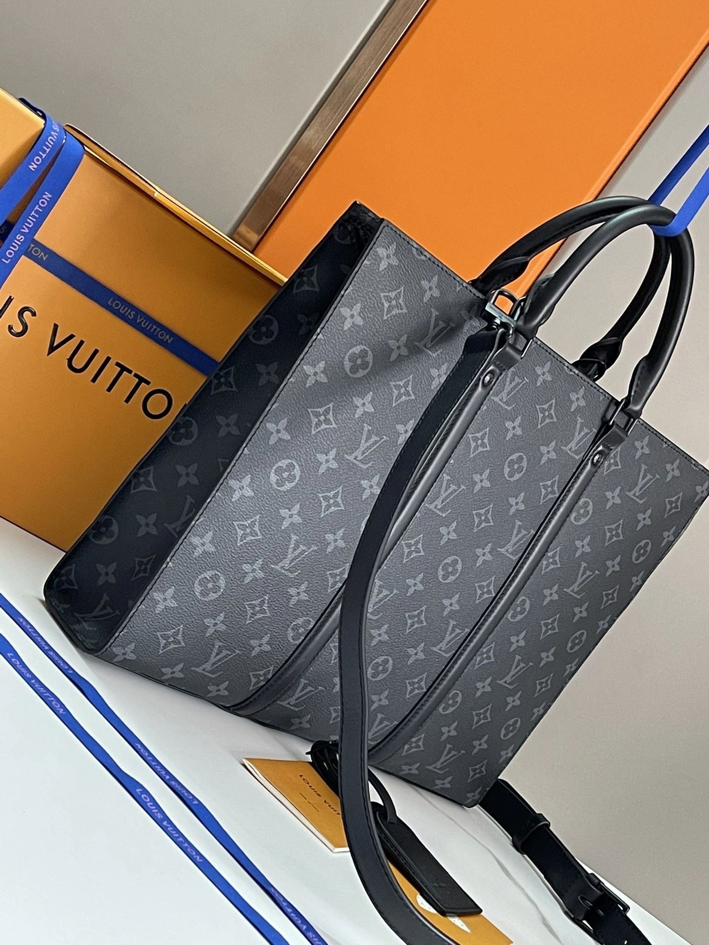 Top mirror Mens Louis Vuitton Briefcases