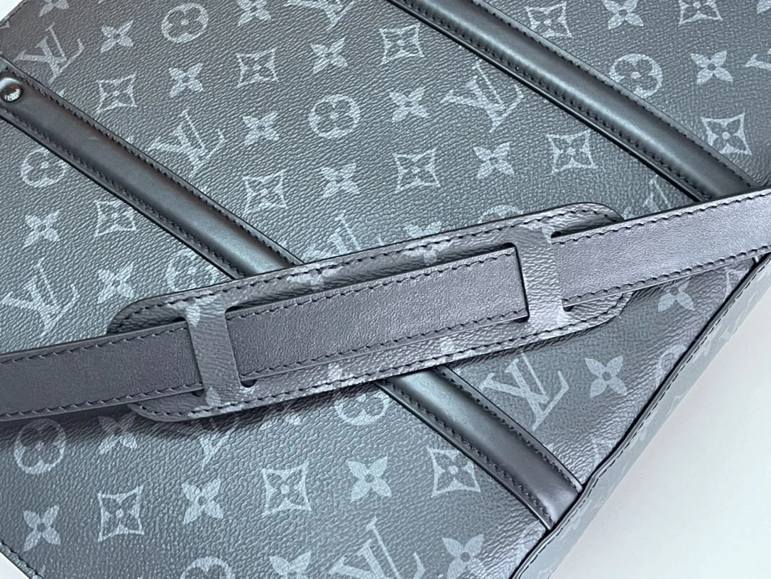 Top mirror Mens Louis Vuitton Briefcases