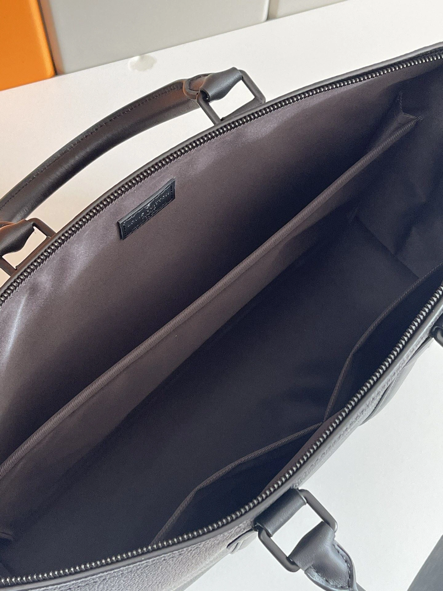 Exact replica Mens Louis Vuitton Briefcases