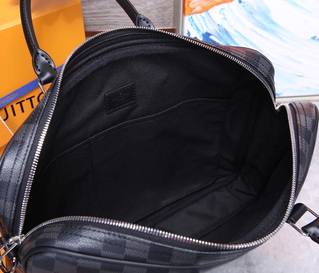 Bargain Mens Louis Vuitton Briefcases