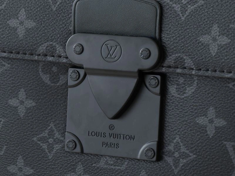 Exact replica Mens Louis Vuitton Briefcases
