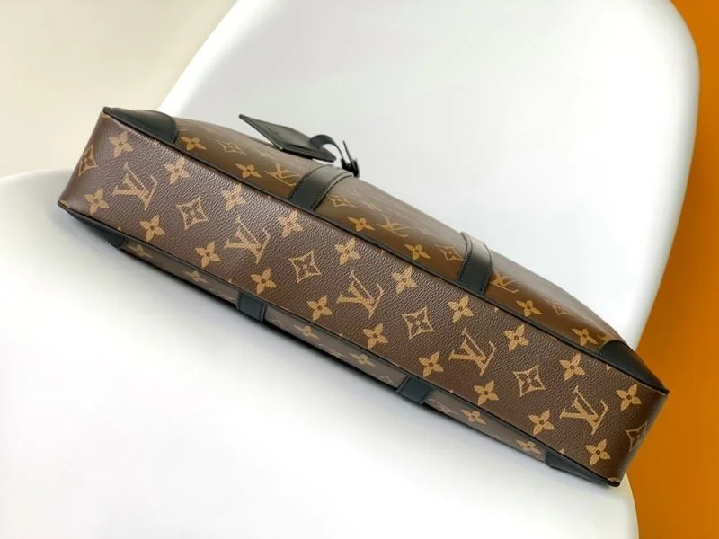 Exact replica Mens Louis Vuitton Briefcases