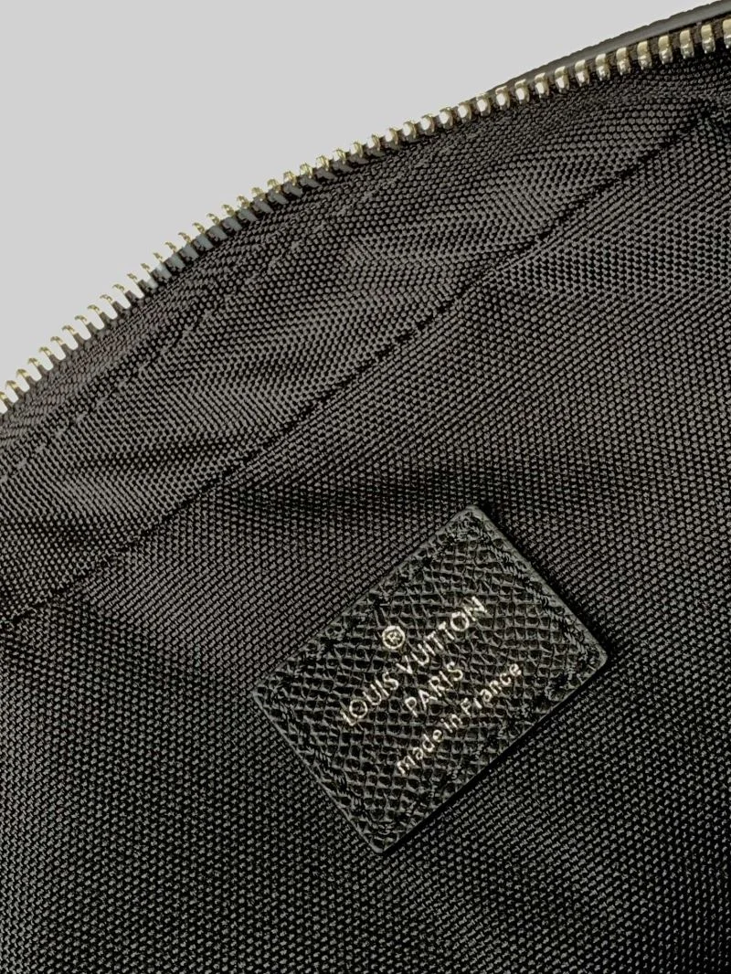 Top mirror Mens Louis Vuitton Briefcases